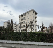 Quadrilocale Settimo Torinese, Vetri Tripli, Cappotto Termico con Box e Giardino